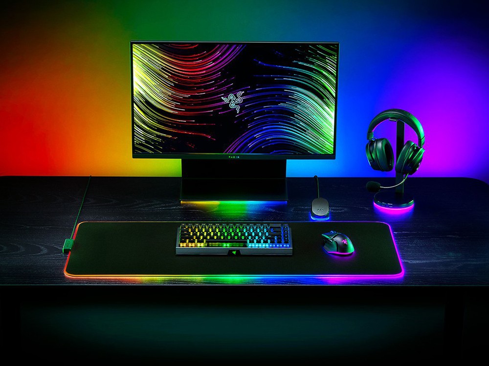 Razer Strider Chroma Hybrid Mouse Mat with Razer Chroma RGB (900*370mm ...