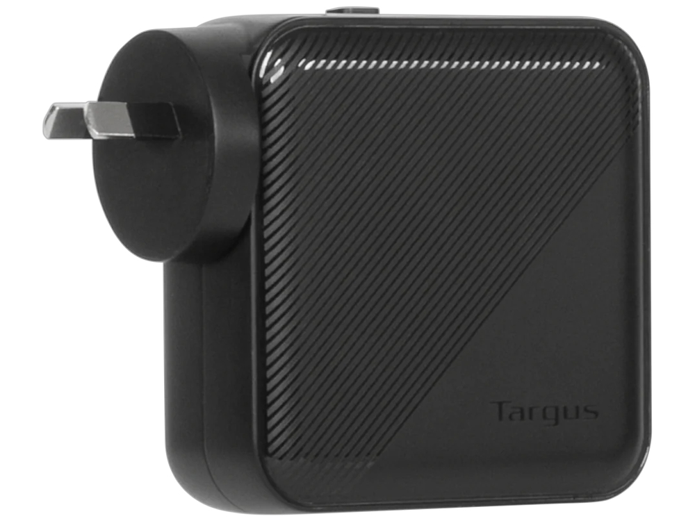 Targus 16" Sagano Travel Backpack + Targus Wall Charger + Hyperdrive ...